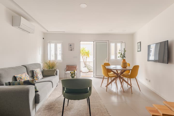 Standing House /Loft In Graça/alfama - Lisbon