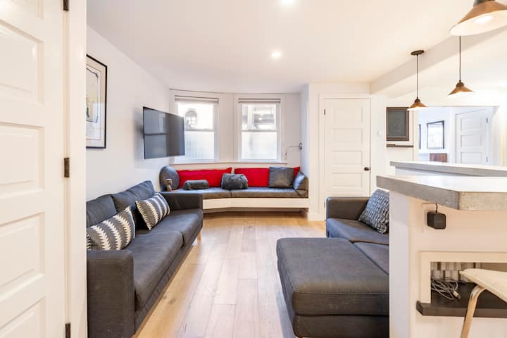 Modern Potrero Hill Apartment With A Patio - San Francisco, CA