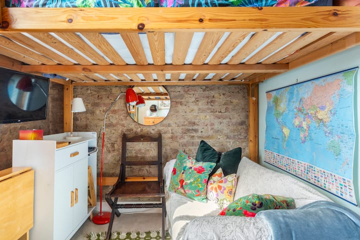 Zone 2 Tube, Fulham, Split Level, Own Bathroom - Fulham