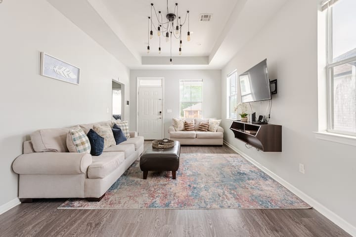 Minutes Away From Everything!!! The Marigny House - New Orleans, LA