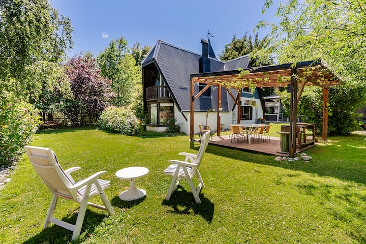 Casa Azul. 170m2 Reales!🌞🌺❄️☃️ - San Carlos de Bariloche