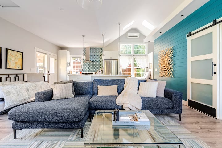 Etoille Bleue -A Water View/sauna Retreat - Bainbridge Island, WA