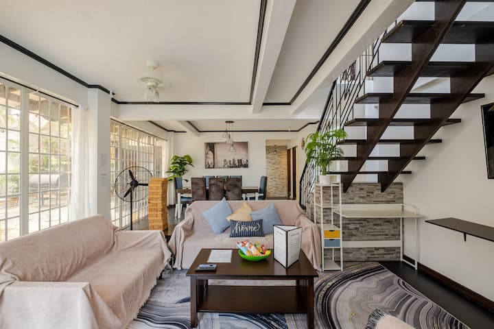 Garden Villa With Pool Near Clark - Angeles