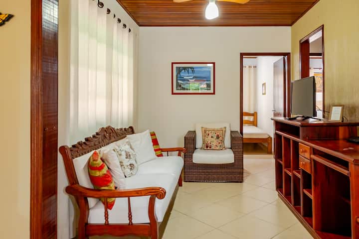 Casa Em Ubatuba, Com 3 Dorms Próxima A Praias. - Ubatuba