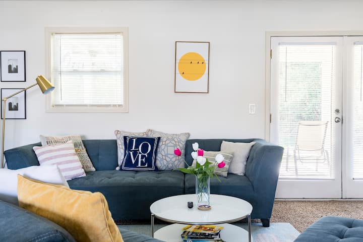 No Cleaning Fee Surprises!! Main Level 3br/2ba - Kansas City, MO