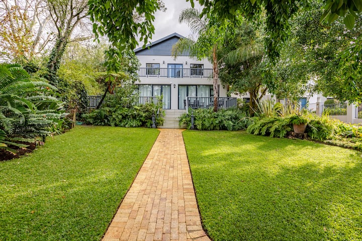 Home Away From Home - Somerset West