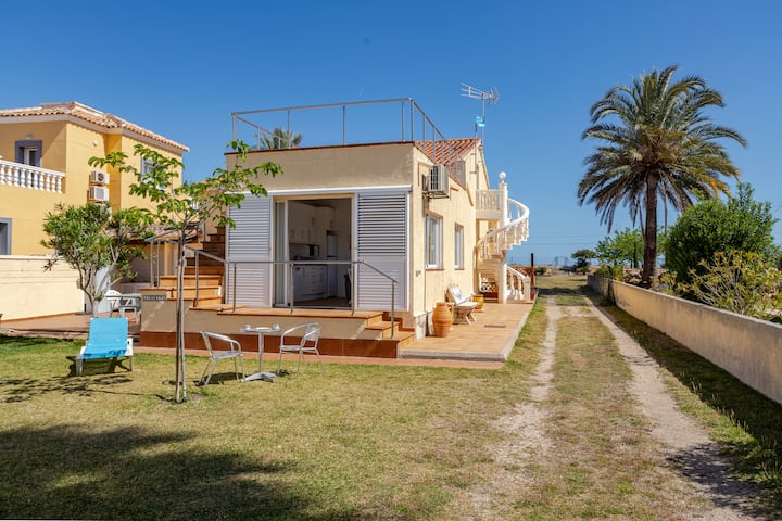 Apartamento Adosado En 1ª Línea - Denia