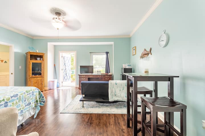 Chain Of Lakes Guesthouse 1br/1ba Guest Suite - Winter Haven, FL