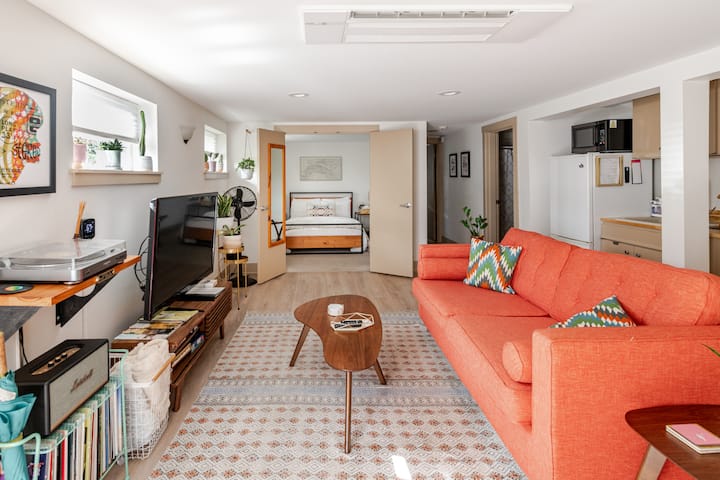 Green Lake Retreat | Ac + Walkable + Free Parking - Seattle, WA