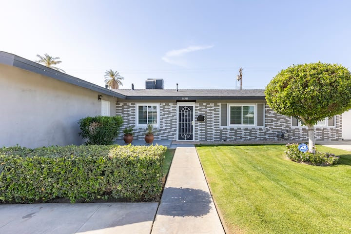 Jasine Coachella Festival 2 - Indio, CA