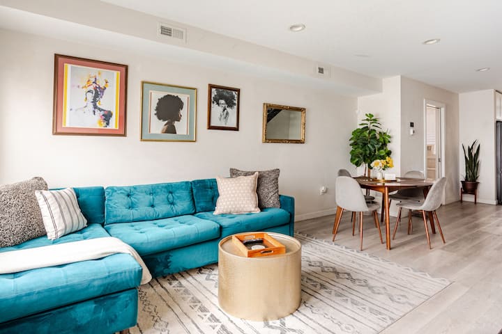 Spacious + Newly Renovated Lux Home And Patio - Wynnefield - Philadelphia