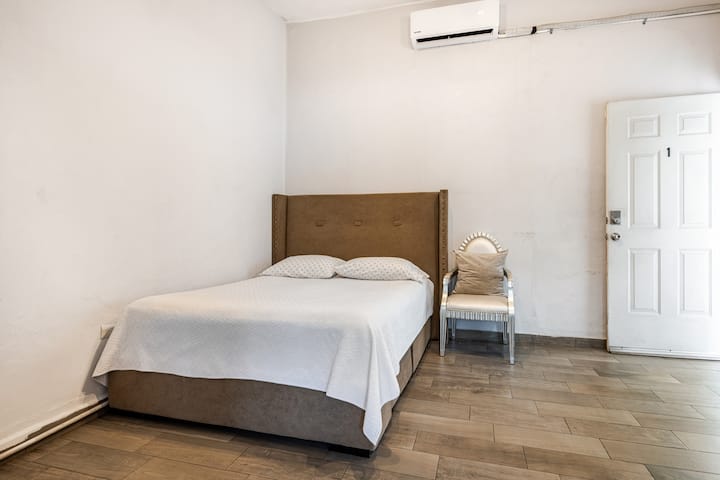 Depa En Fundidora Céntrico Wifi Entrada Autónoma - Monterrey