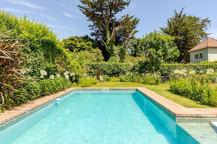 Casa En Barrio Golf
Ig La.anfitriona.tandil - Tandil