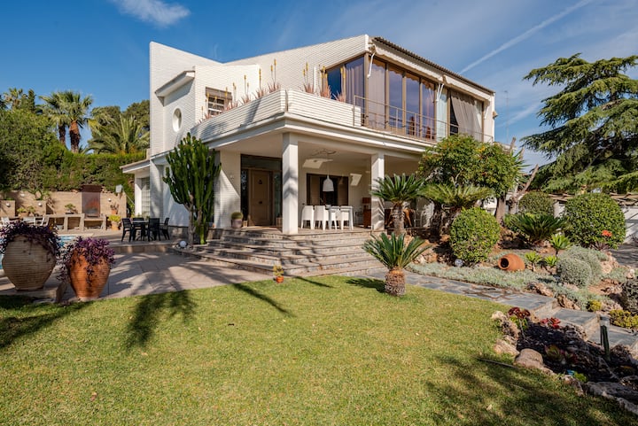 Villa Con Piscina- Alquiler Vacacional - La Pobla de Vallbona