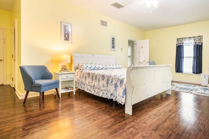 Chain Of Lakes Guesthouse 2br/1ba Guest Suite - Winter Haven, FL