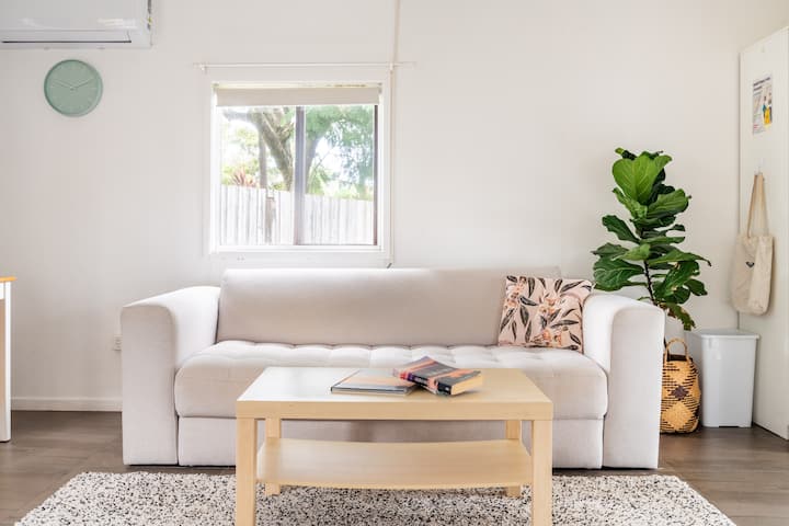 Wave Chaser Studio - Sunshine Coast