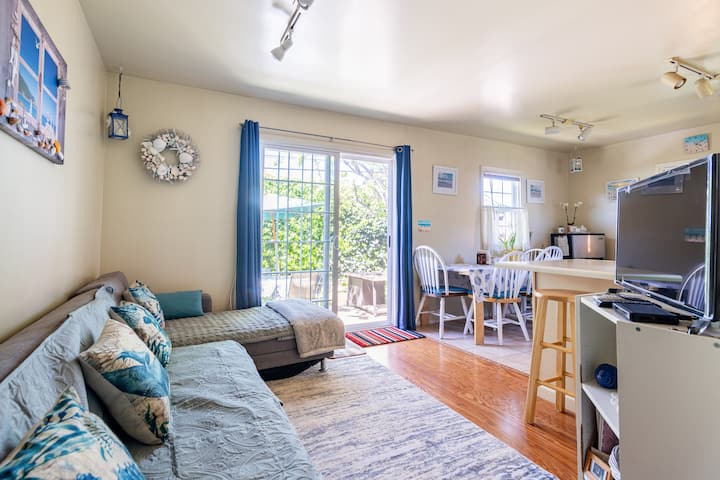 Charming And Safe Tiny Chalet - San Carlos, CA