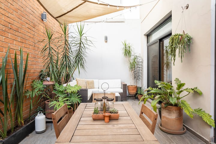 Modern With Large Private Terrace & Rooftop Pool - Mexico City