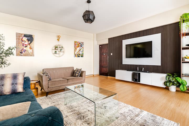Kilimani Luxe Apartment Steps From Yaya Centre - Nairobi