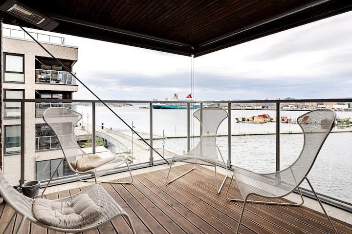 Panoramautsikt. Utsikt Til Operaen Og  Munch. - Oslo