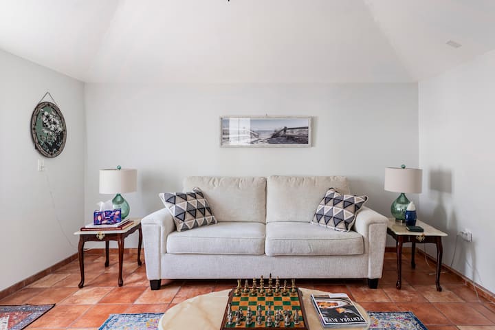 Charming Guest House In The Heart Of Sherman Oaks - Los Angeles