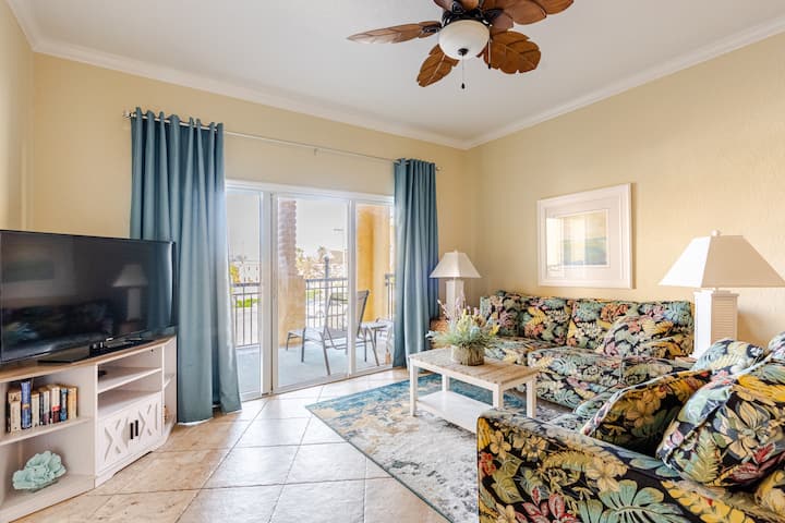 Beautiful Clean And In Great Location Beach Condo - Treasure Island, FL