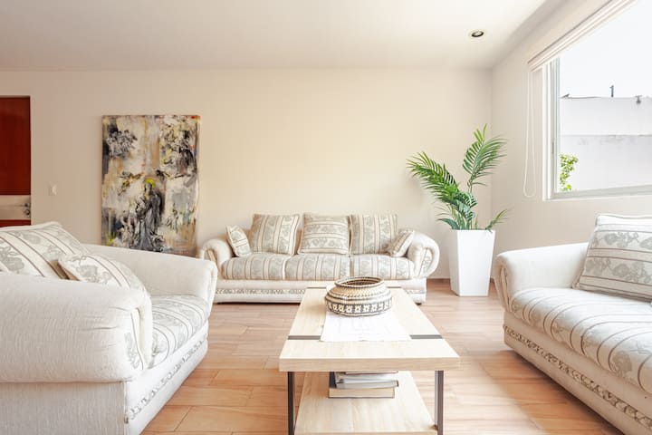 Quiet, For Real. Private Roof. Still Priced For 4. - Mexico City