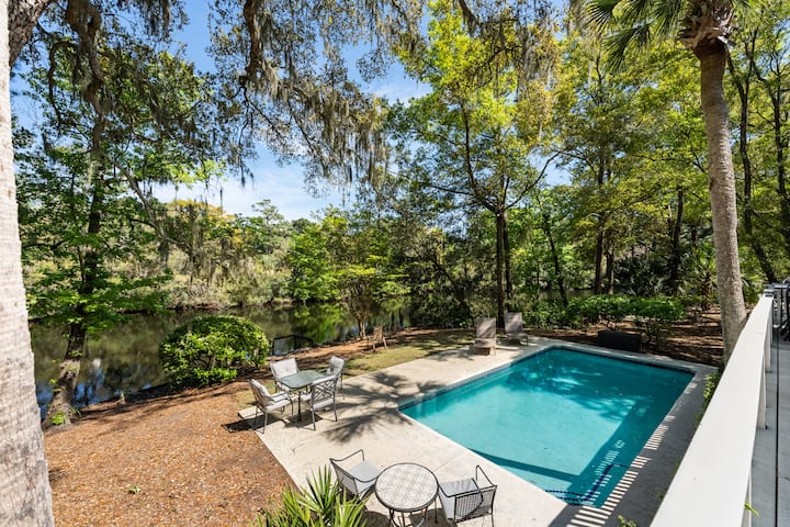 Charming Lagoon Home With Pool - Walk To Beach! - Hilton Head Island, SC