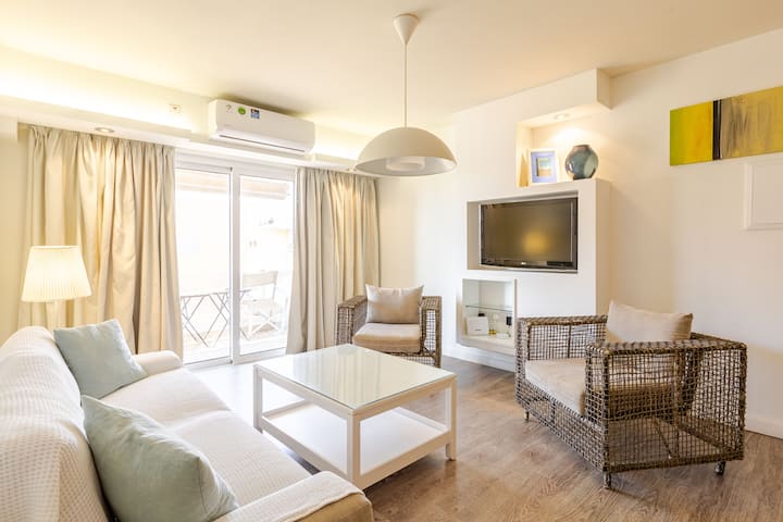 Agia Napa Three Bedroom Modern Flat - Ayia Napa