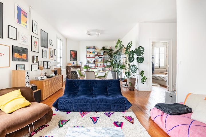Grande Chambre Dans Appartement Spacieux Et Calme - Bordeaux