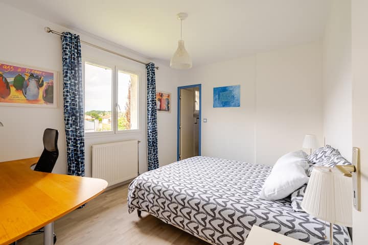 Studio 25m² 3 Pcs. Calme à Jardin/vienne + Parking - Seyssuel