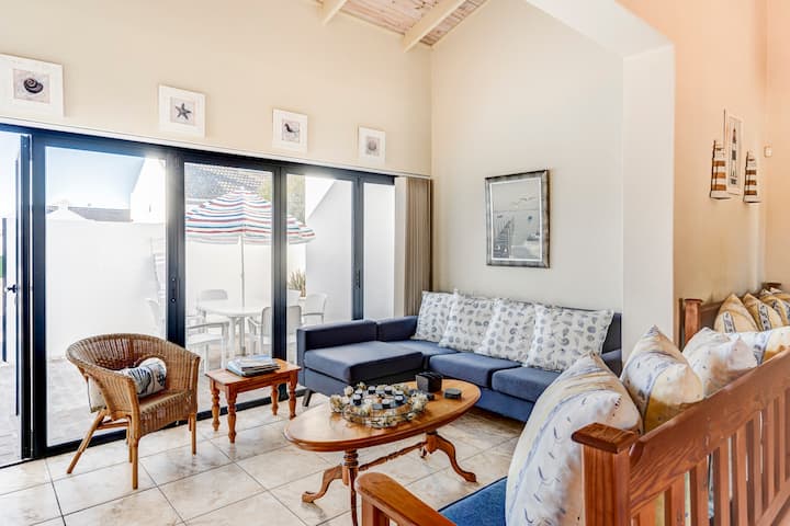 Sandy Feet Beach House - Saint Helena Bay