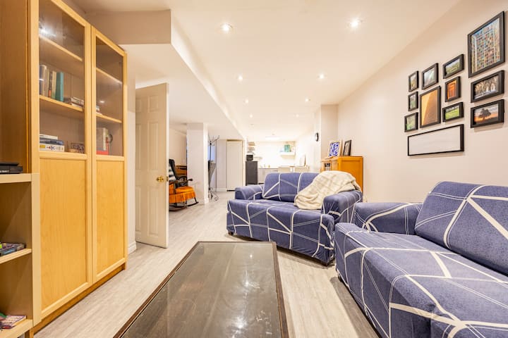 Bright, Clean And Spacious East Toronto - Toronto