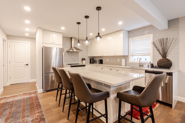 Modern Downtown Windsor Home - Windsor