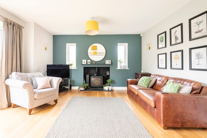 Double Room W/ensuite For Female In Family Home - Bristol