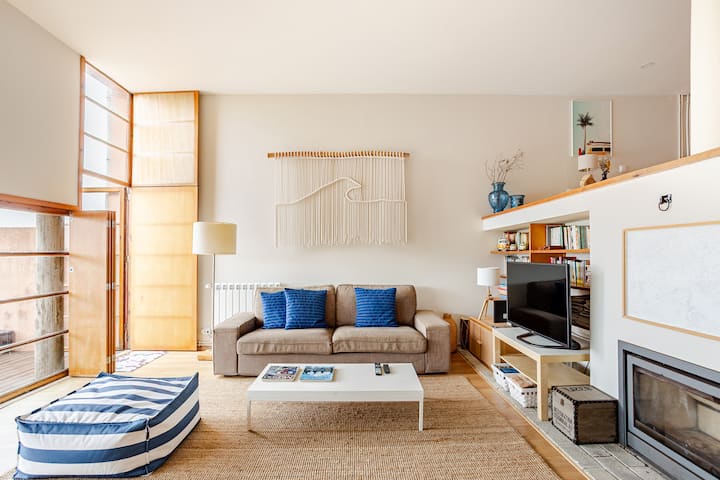 Beachhouse Architecture Awarded With Seaview - Moledo