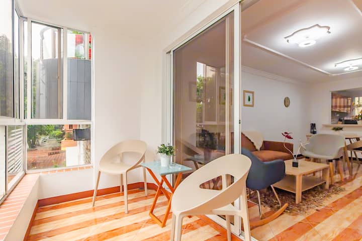 Cómodo Y Acogedor Apartamento En Laureles Estadio - Medellín, Colombia