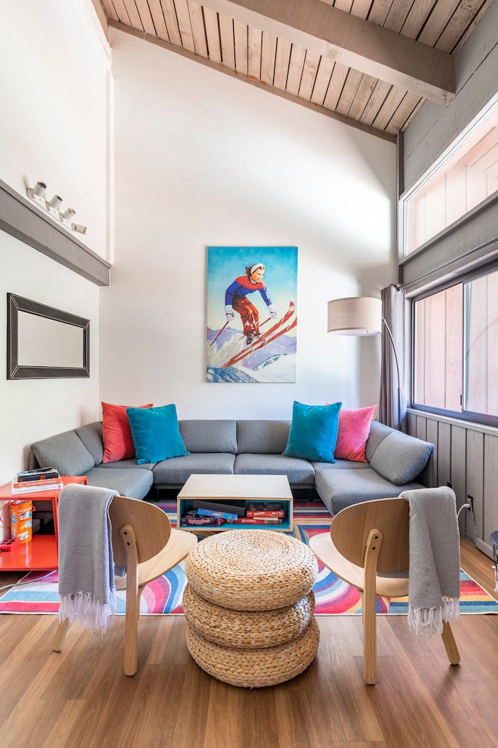 Modern Loft @Ski & Racket Club N/canyon Lodge - Mammoth Mountain, CA