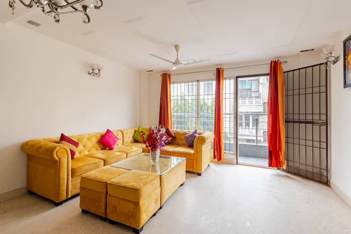 Sts: Premium 4 Br Hauz Khas–walk To Iit, Deer Park - Nueva Delhi