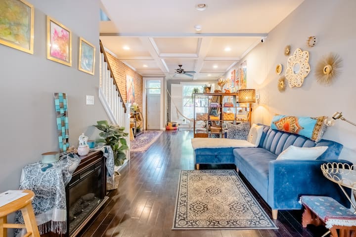 🌿Relaxing Master Suite In Colorful Home🌿 - Baltimore, MD