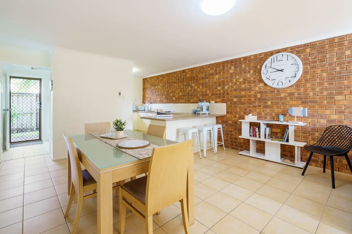 Chloe’s@torquay - Hervey Bay