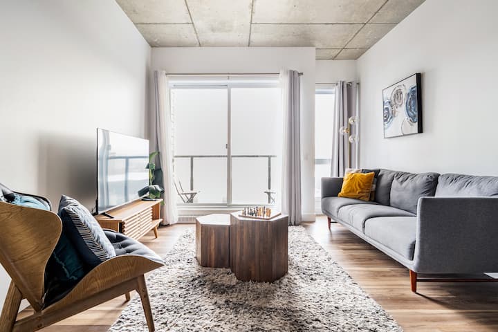 Chic Appartement 2 Chambres, Gym & Piscine - Québec City