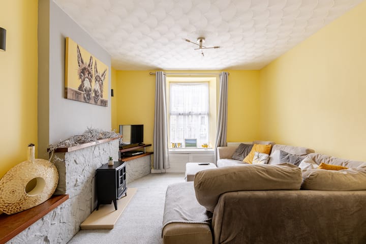 No. 3 Sleeps 7 - Mins To Sea & Walk To Marina. - Milford Haven