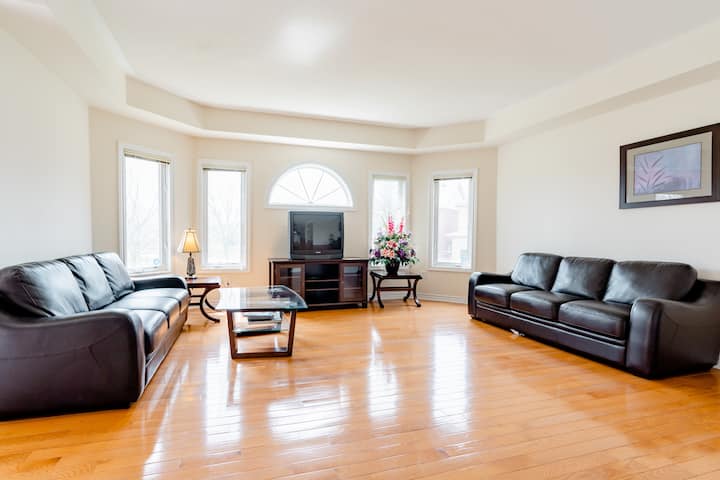 Cozy Private Space - Brampton