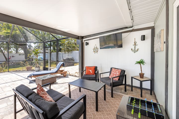 Heated Pool Oasis: Family & Pet Friendly - Sanibel Island, FL