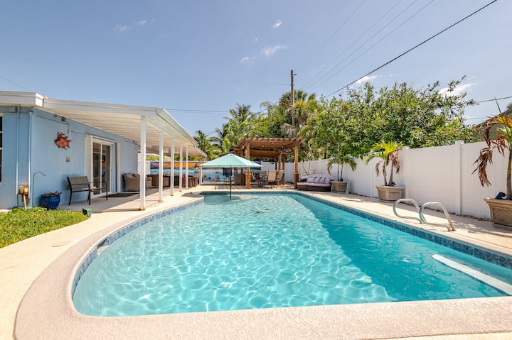 Beach House Paradise! Downtown Cocoa Beach - Cocoa Beach