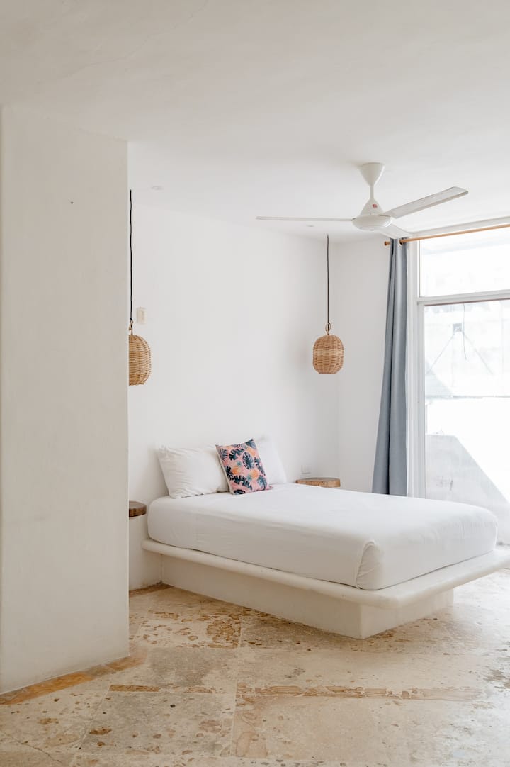 Big Room On 5th - Playa del Carmen