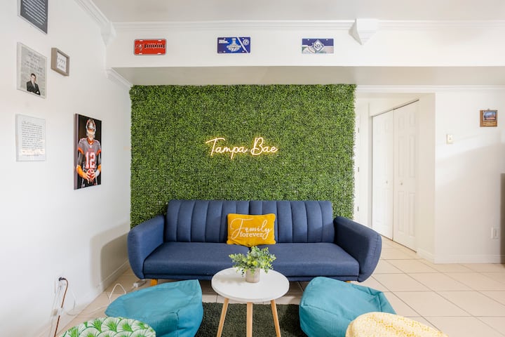 Sleeps 12+ Buccaneers Airport Beach Central - 탬파