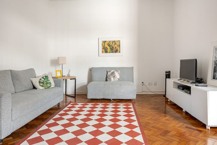 Copa-apartamento Próximo à Praia E Vaga Na Garagem - Copacabana