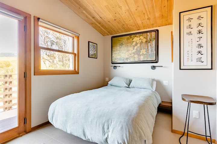 Pismo Beach Private Bed And Bath With Ocean Views - Pismo Beach, CA